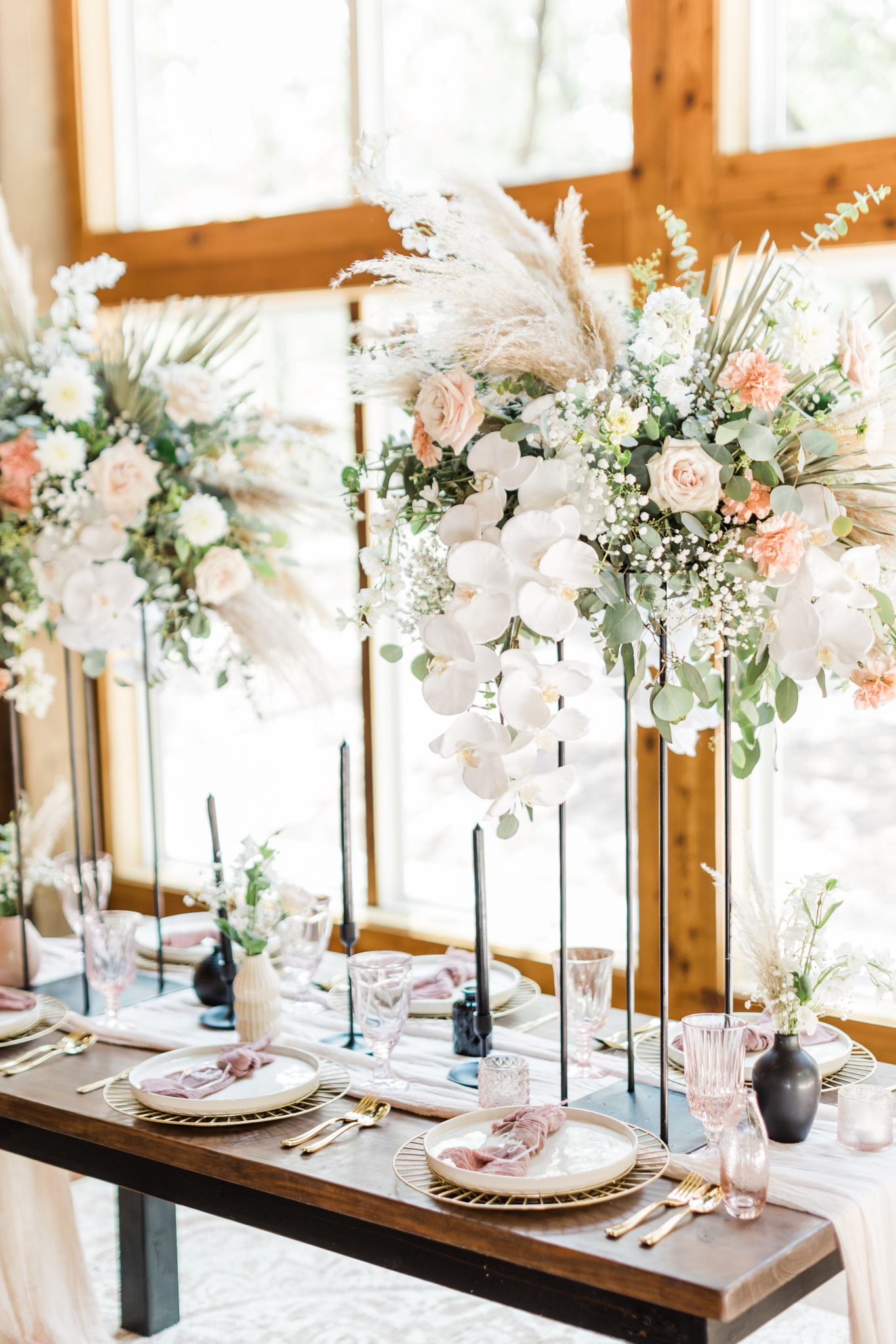 A BRIGHT AND BOHEMIAN EDITORIAL AT THOUSAND CEDARS - Texas Event ...