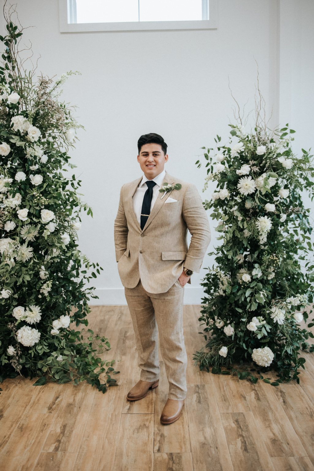 ADRIAN & DANIELLE'S SIMPLE & ORGANIC WEDDING AT STEM & LIGHT - Texas ...