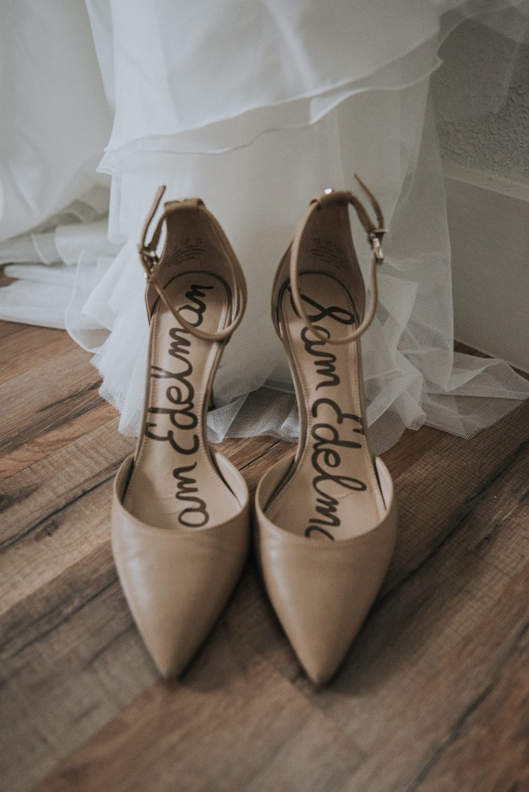 ADRIAN & DANIELLE'S SIMPLE & ORGANIC WEDDING AT STEM & LIGHT - Texas ...