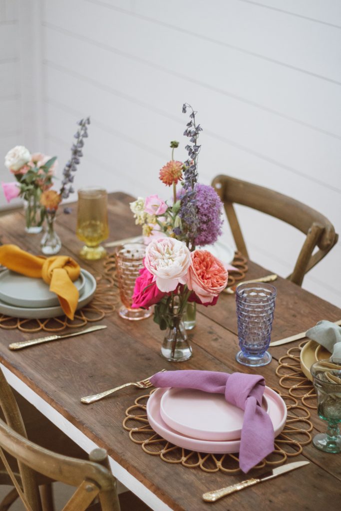 COLORFUL TABLESCAPE FEATURING OUR STONEWARE PLATES - Texas Event ...