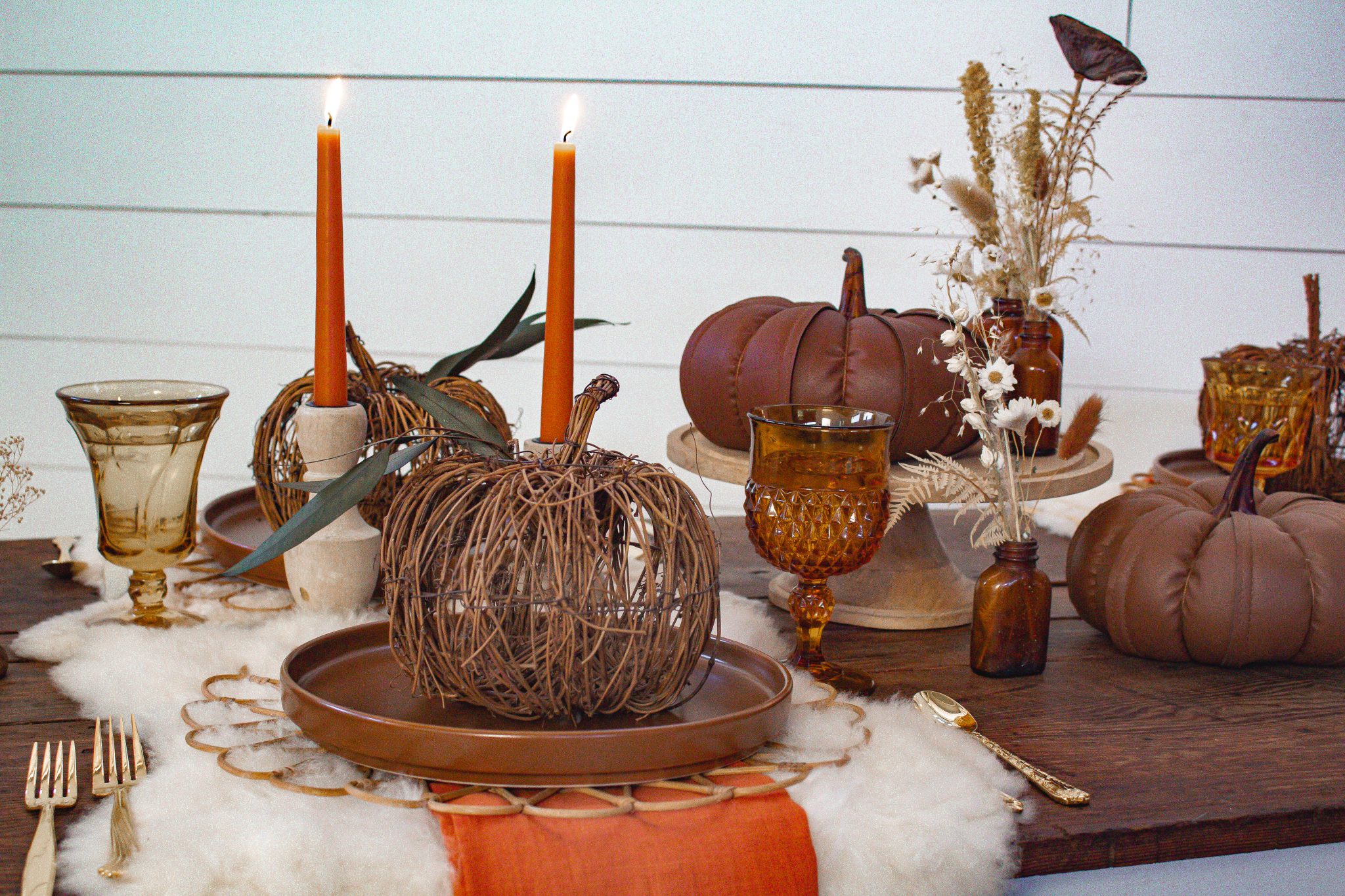 WESTERN INSPIRED THANKSGIVING TABLESCAPE - Texas Event Furniture, Prop ...